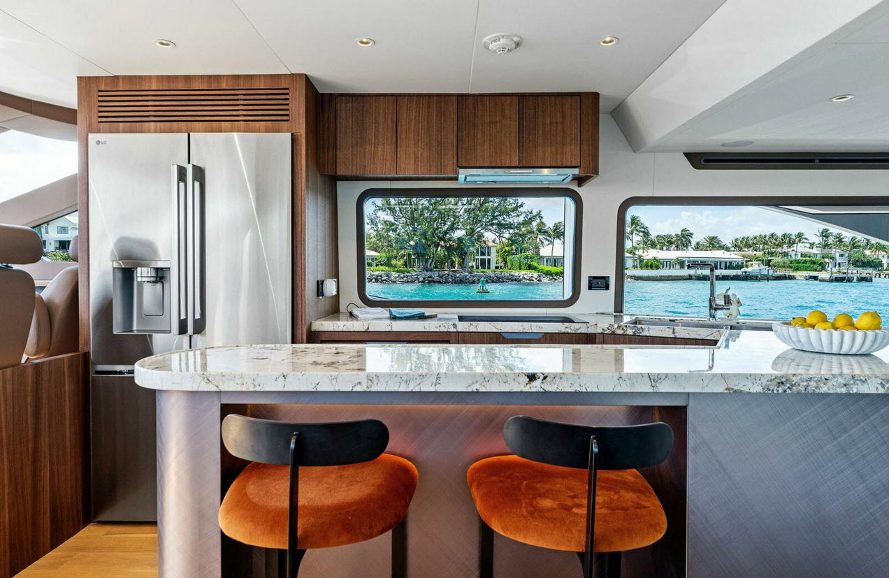 Fort Lauderdale Boat Show Feature: New Aquitalia 78 Fly